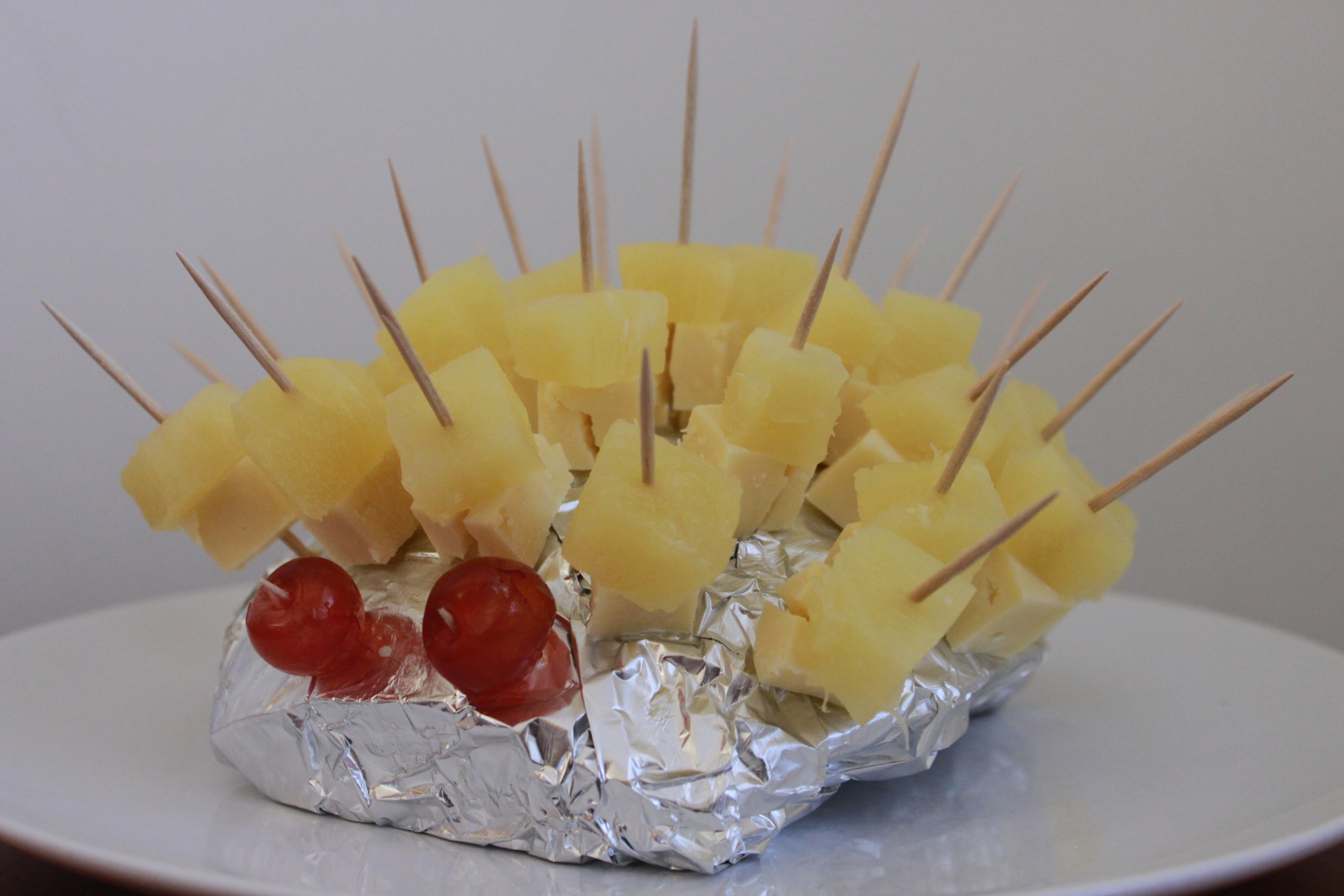 That Time I Built a Cheese and Pineapple Hedgehog – Caroline Feeds